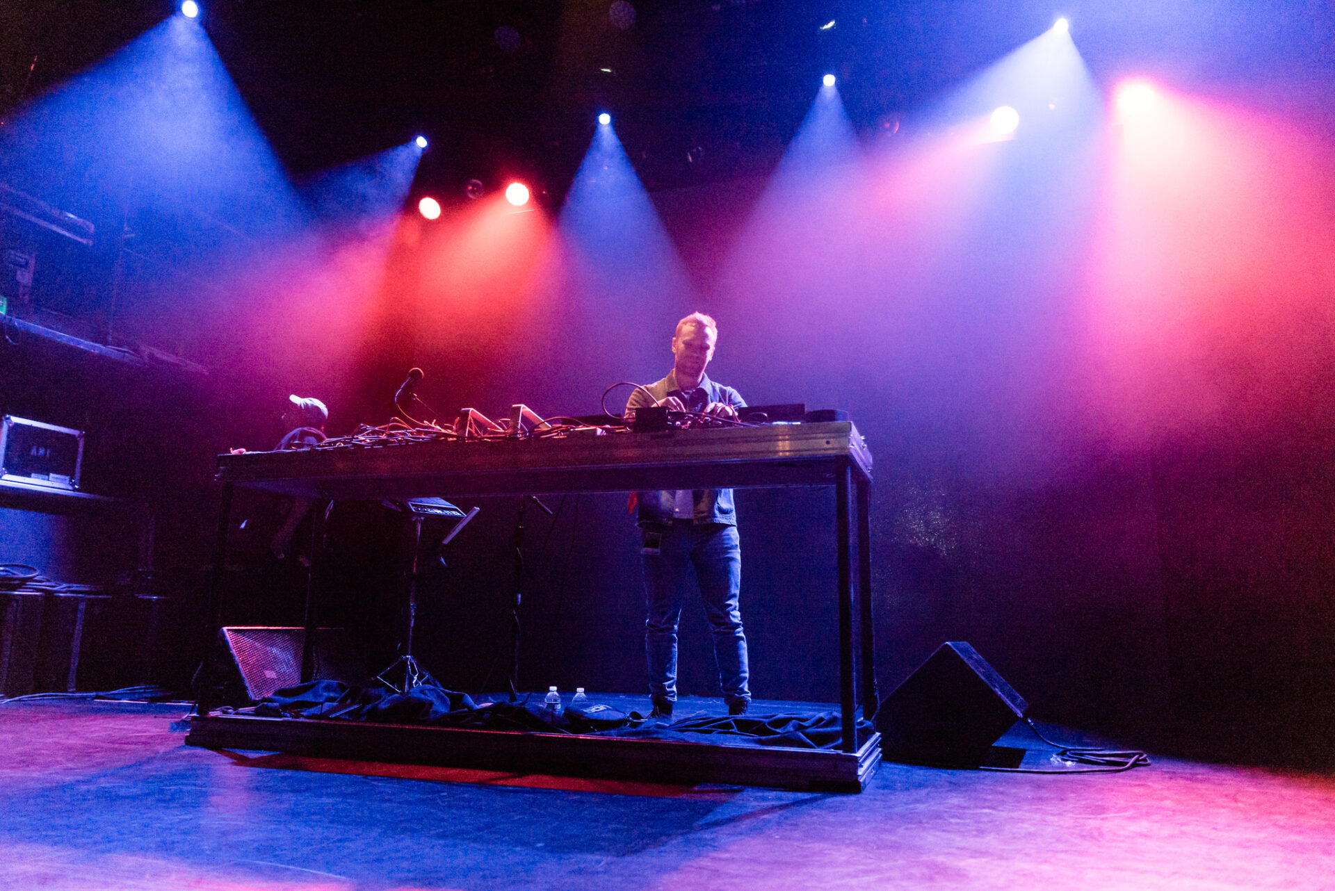 LIVE REVIEW: It's a good day to be Ookay at the Wow Cool Tour in New ...