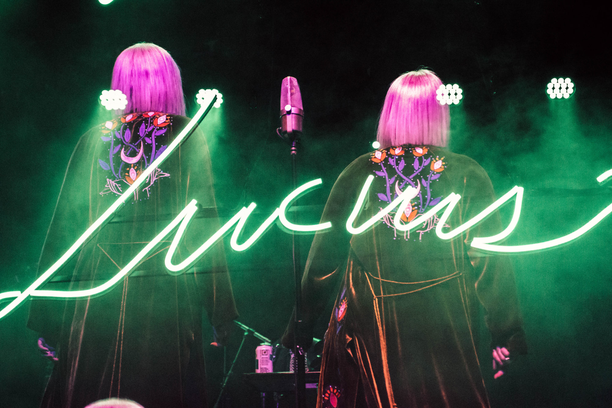 LIVE REVIEW: Lucius' acoustic tour is filled with love and harmony ...