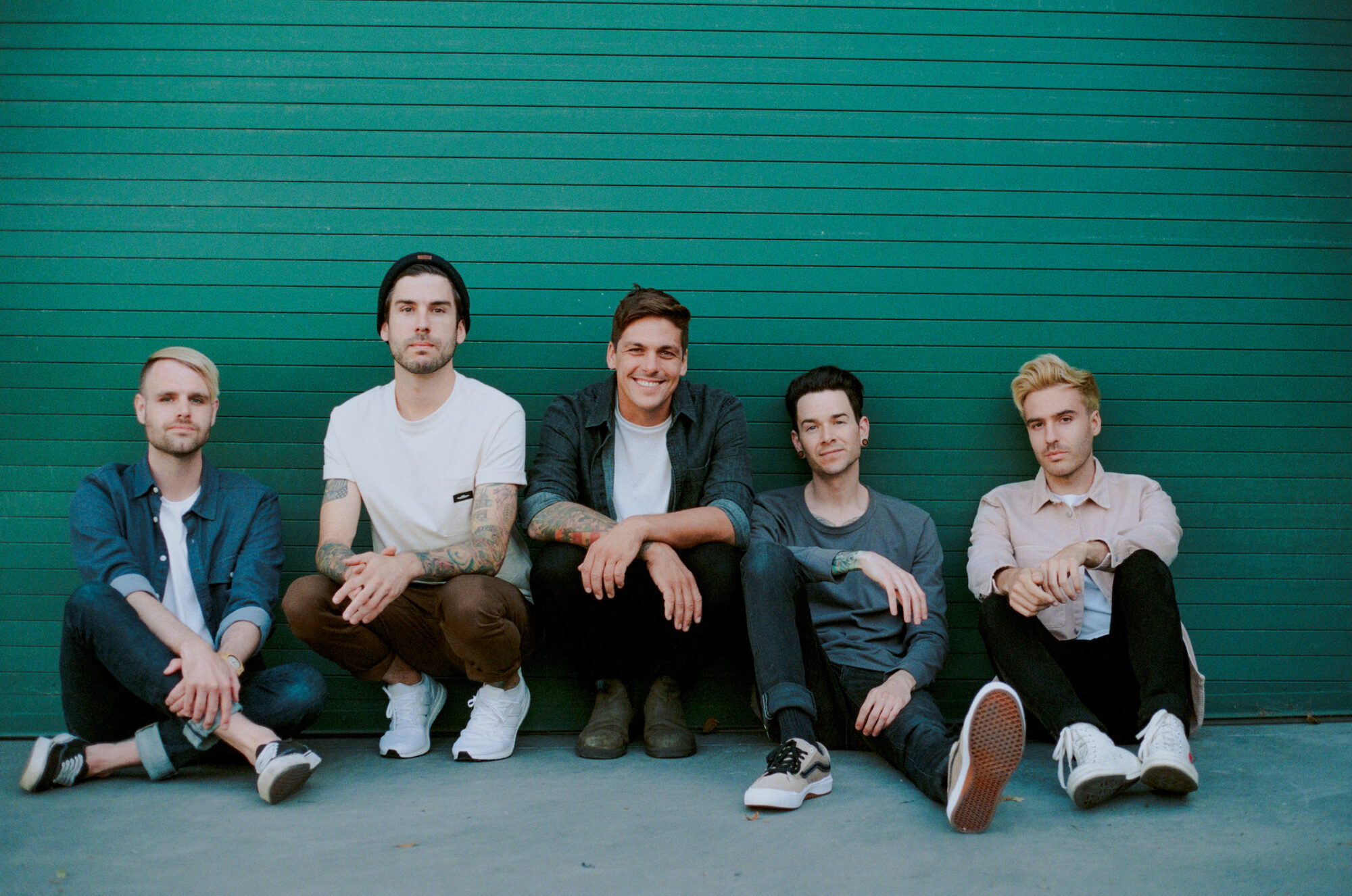 Real Friends announce 'Torn In Two' EP + release new song, "Teeth ...