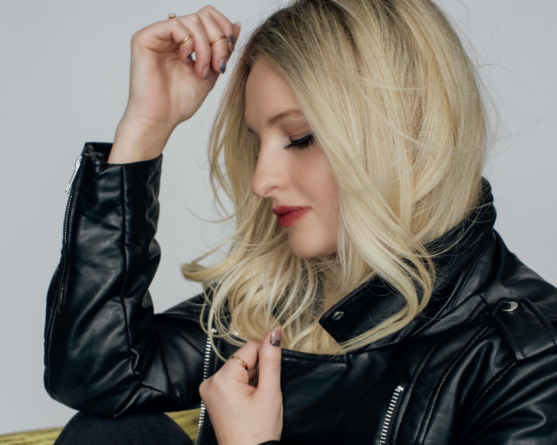 Claire Guerreso releases “One of a Kind” - Substream Magazine