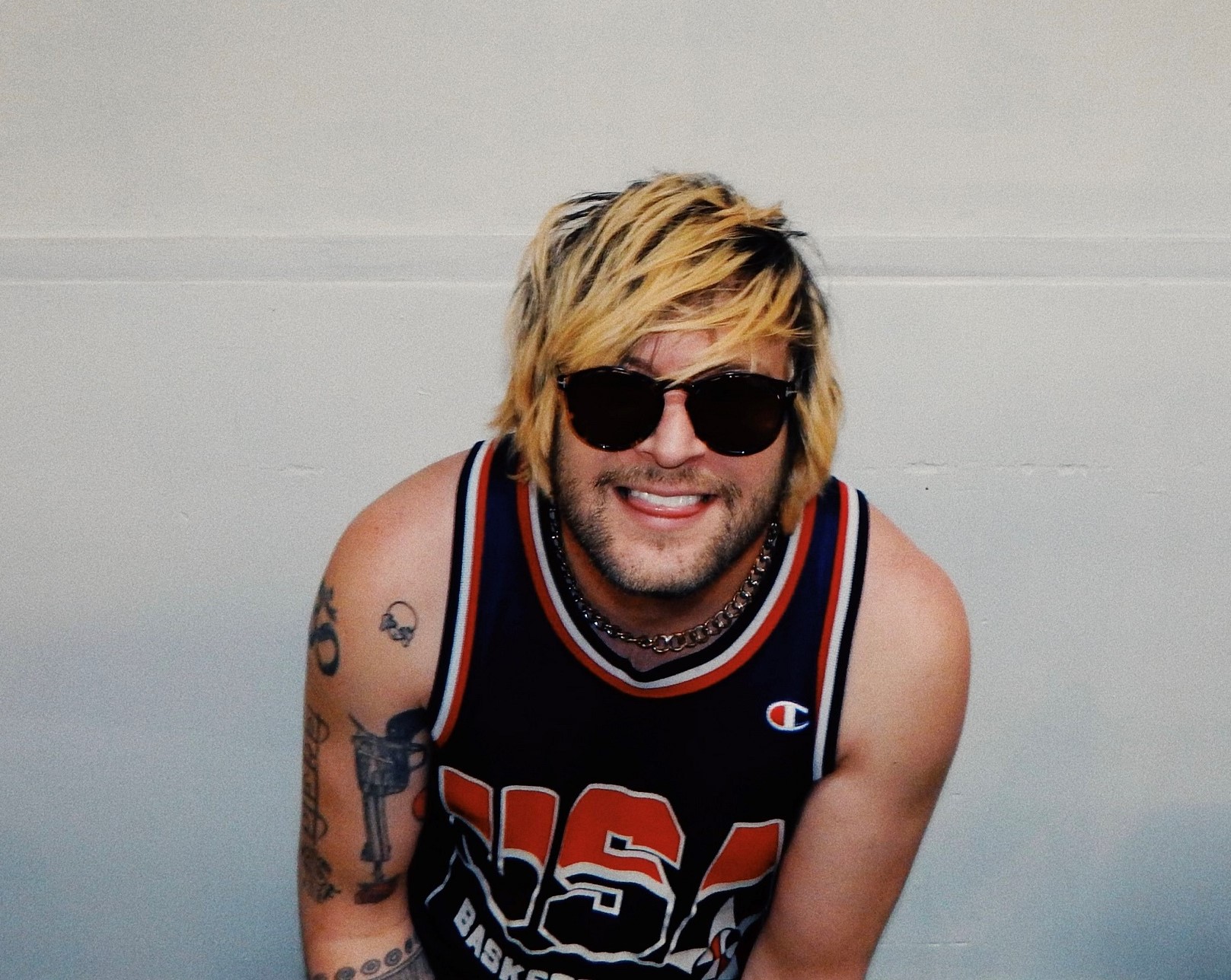 PREMIERE: Watch Little Hurt's New Video for "I Can Do Better Than You ...