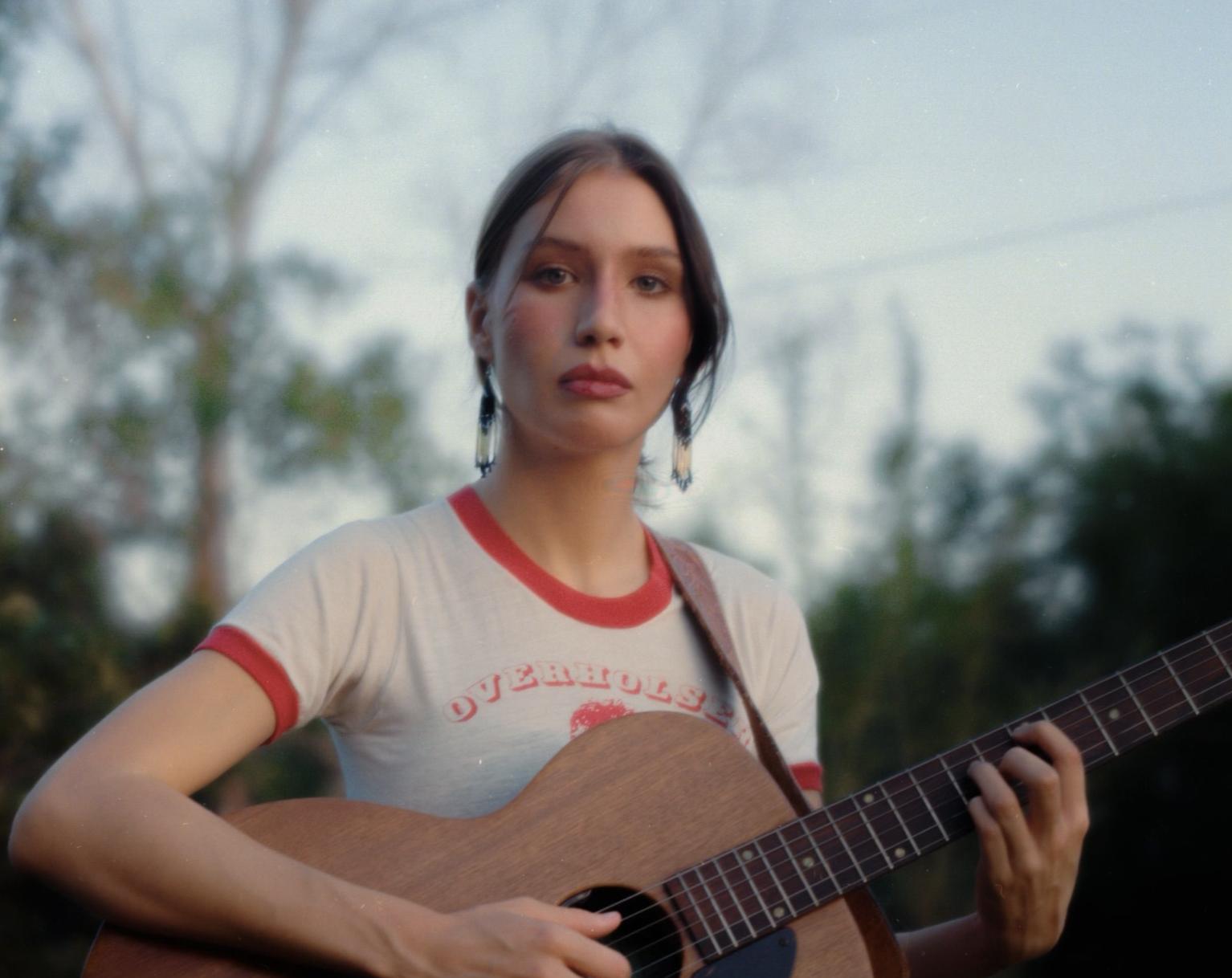 Ken Pomeroy releases darkly ethereal new single “Cicadas”