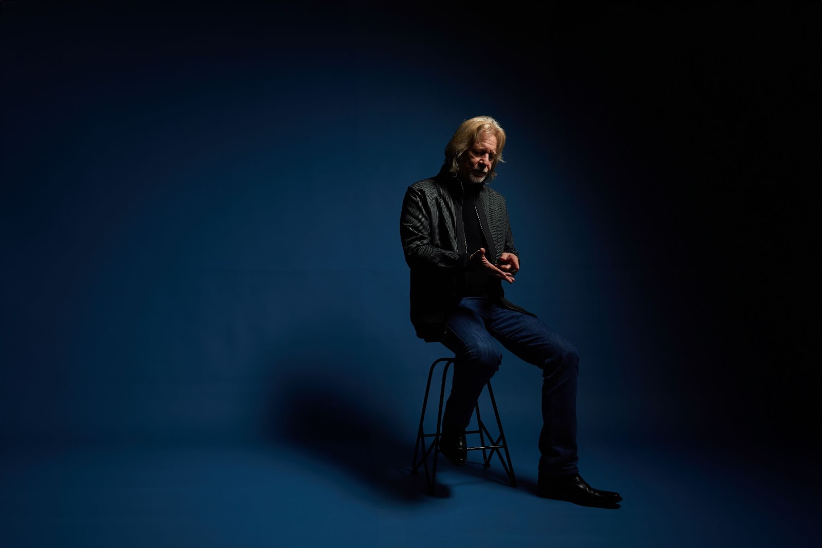 JD Hinton Releases Blues-Drive Anthem “Beautiful Woman”