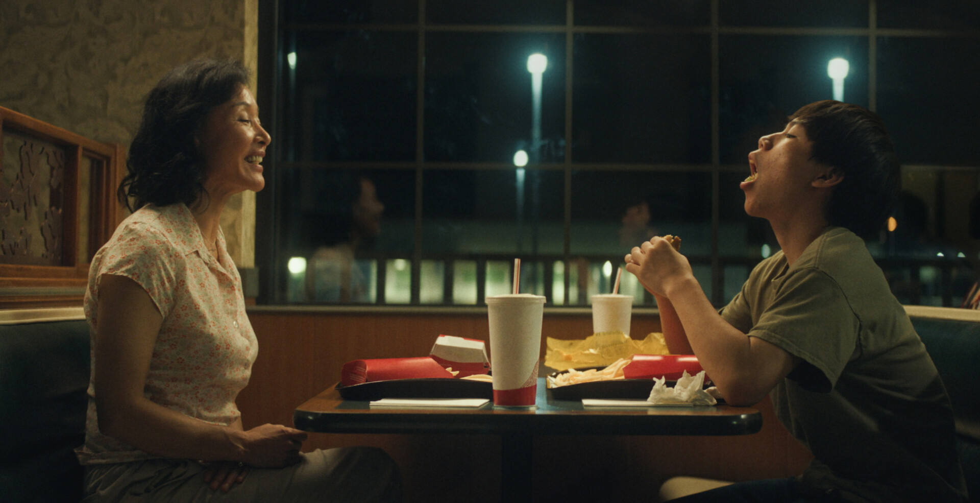 ‘DÌDI’ Embraces The Late 2000s In All The Right Ways - Substream Magazine